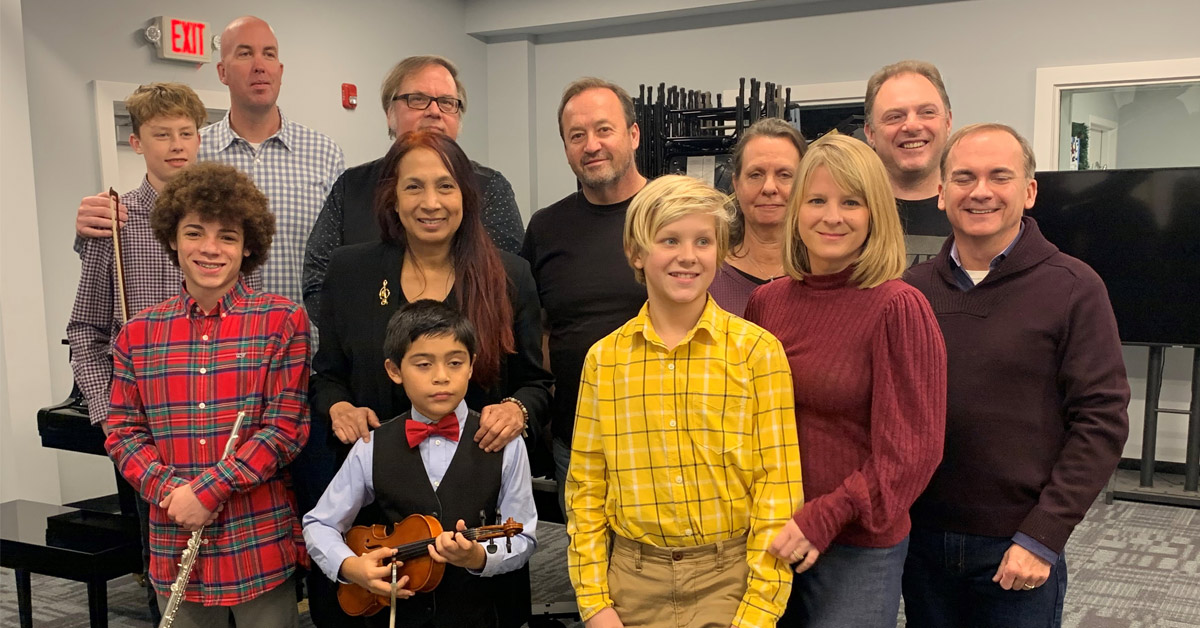 The Beat Goes On: Smithereens members meet recipients of Pat DiNizio ...